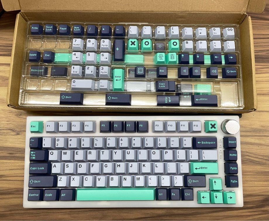GMK Clone Hammerhead Keycaps Set Light Ocean Grey - Keysium